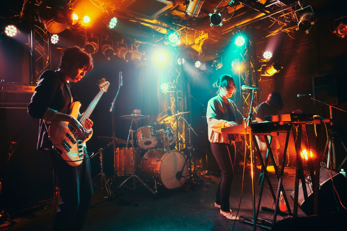 Piano Bar in Elk Grove – A Hidden Gem for Live Music Lovers