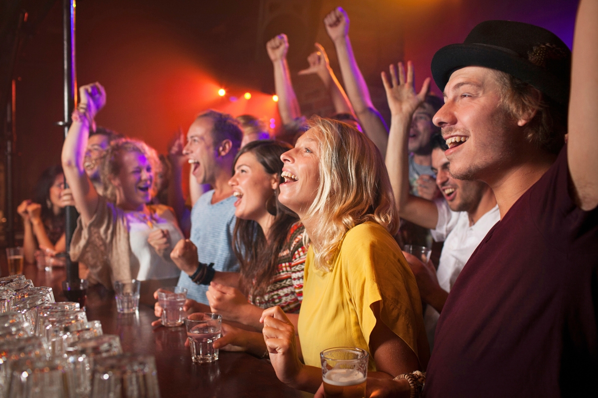 The Live Music Bar Chicago Nightlife Fans Keep Coming Back To